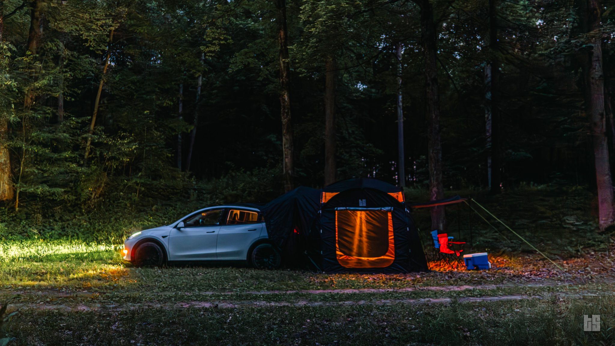 Model Y Camping Tent - Gen 2 - Tesloid USA