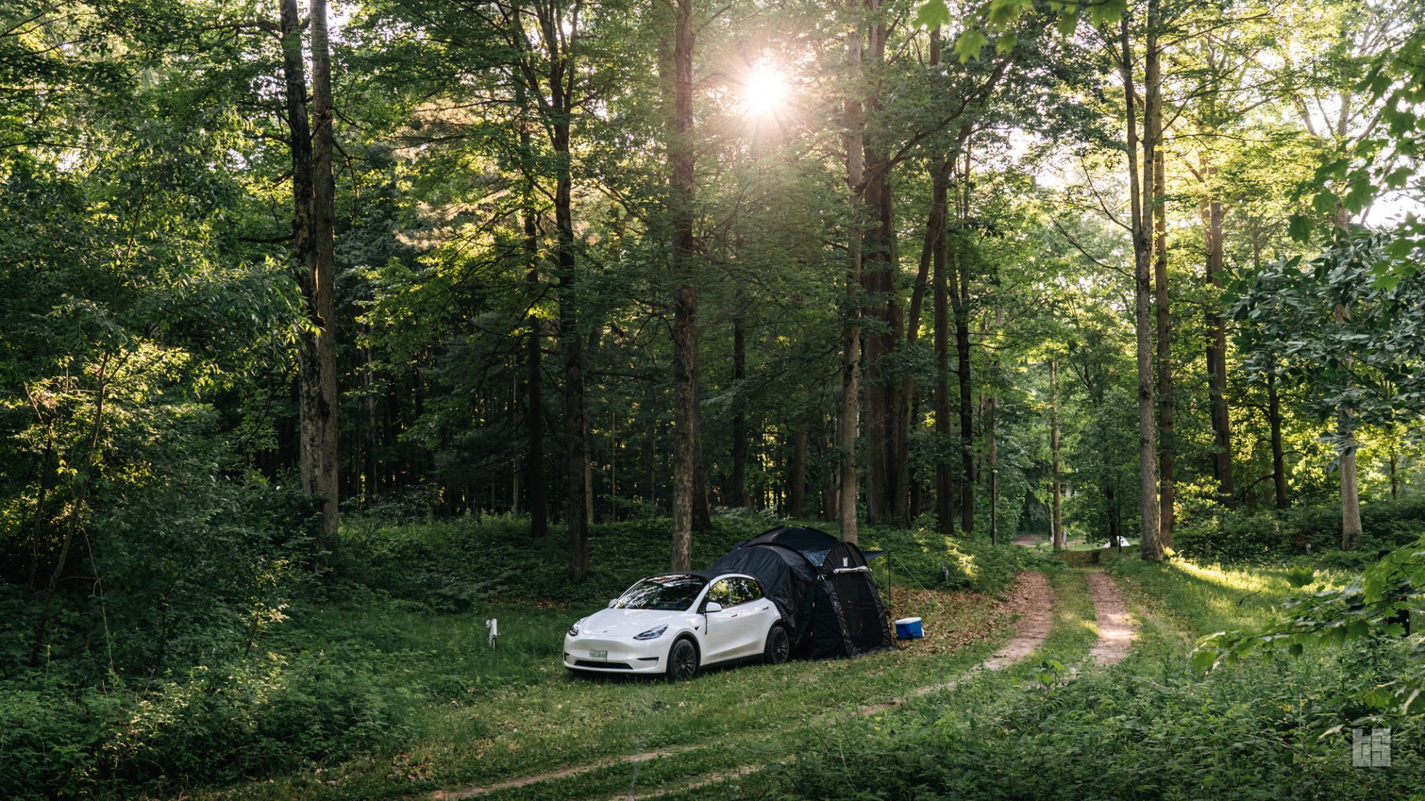 Model Y Camping Tent - Gen 2 - Tesloid USA