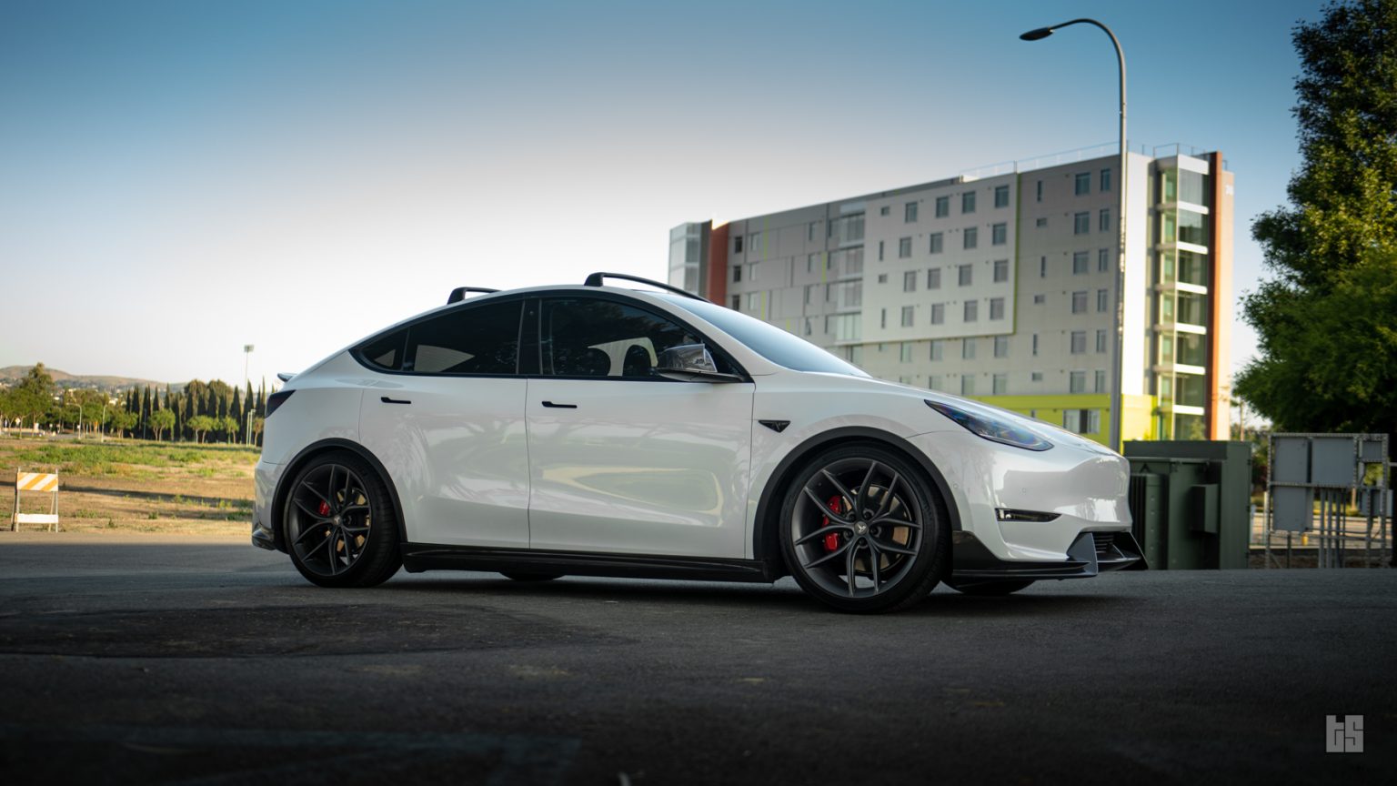 Model Y Performance Body Kit - Genuine Carbon Fiber - Tesloid USA